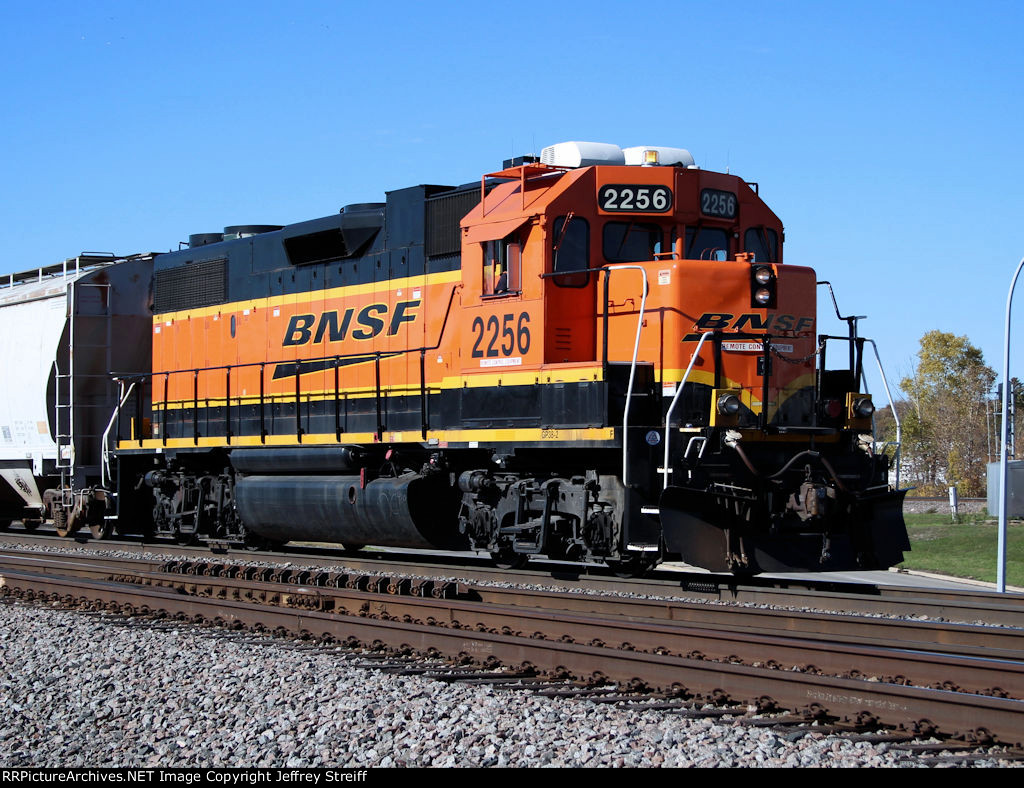 BNSF 2256